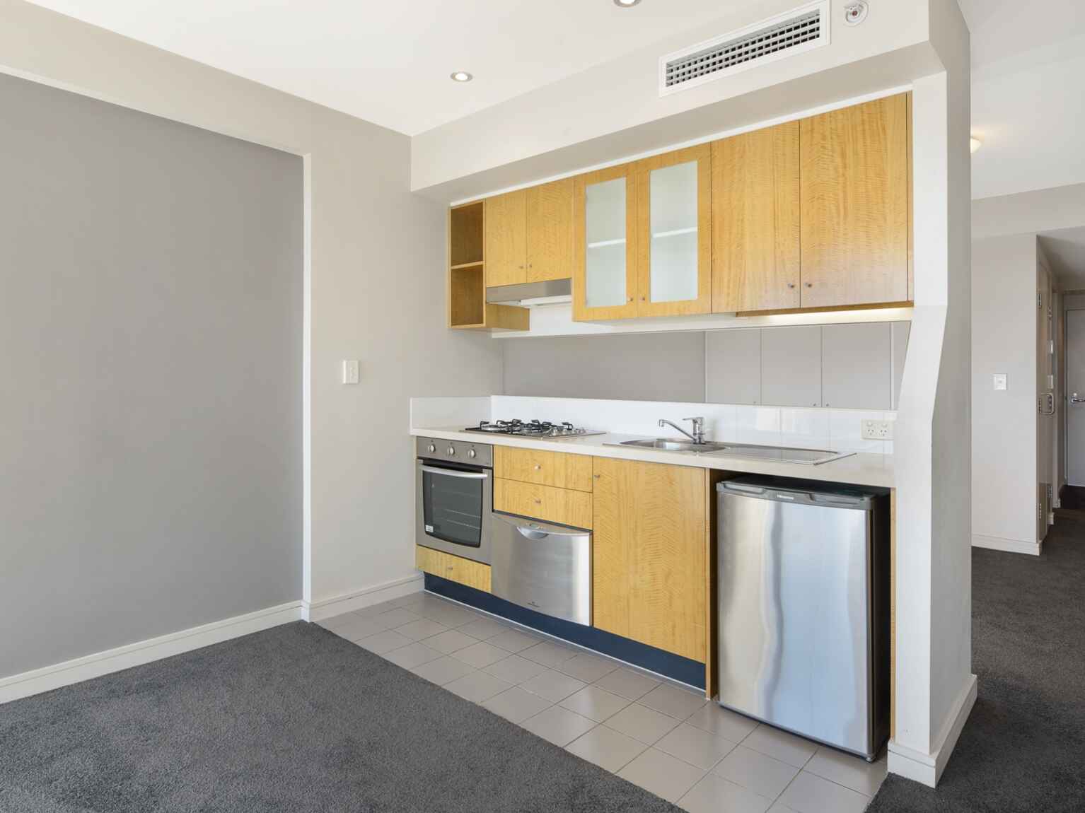Studio For Lease - 1808/79-81 Berry Street North Sydney